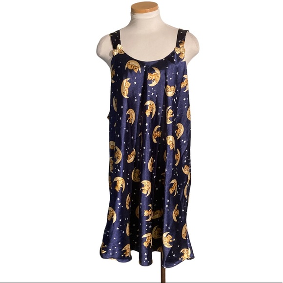 Vintage | Intimates & Sleepwear | Vintage Plus Size Teddy Bear On Moon ...